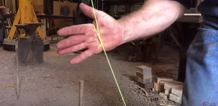 This Man Shows Us How To Cut String With Your Hand TipHero this-man-shows-us-how-to-cut-string-with-your-hand-tiphero