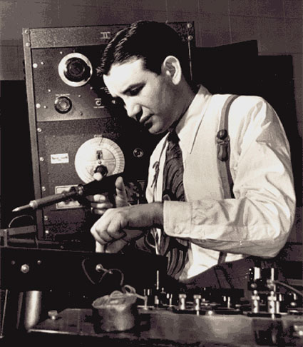 The ‘Clavivox’ Raymond Scott, USA, 1952 – 120 Years of Electronic Music