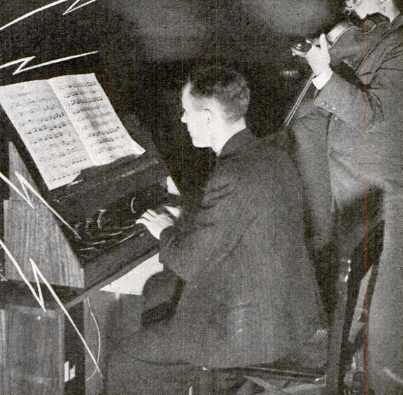 The ‘Trautonium’ Dr Freidrich Trautwein. Germany, 1930 – 120 Years of ...