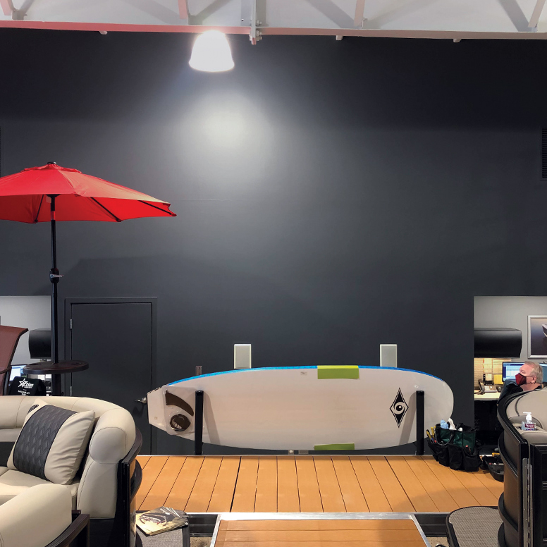 SEG Lightboxes: Backlit Graphics That Make Waves