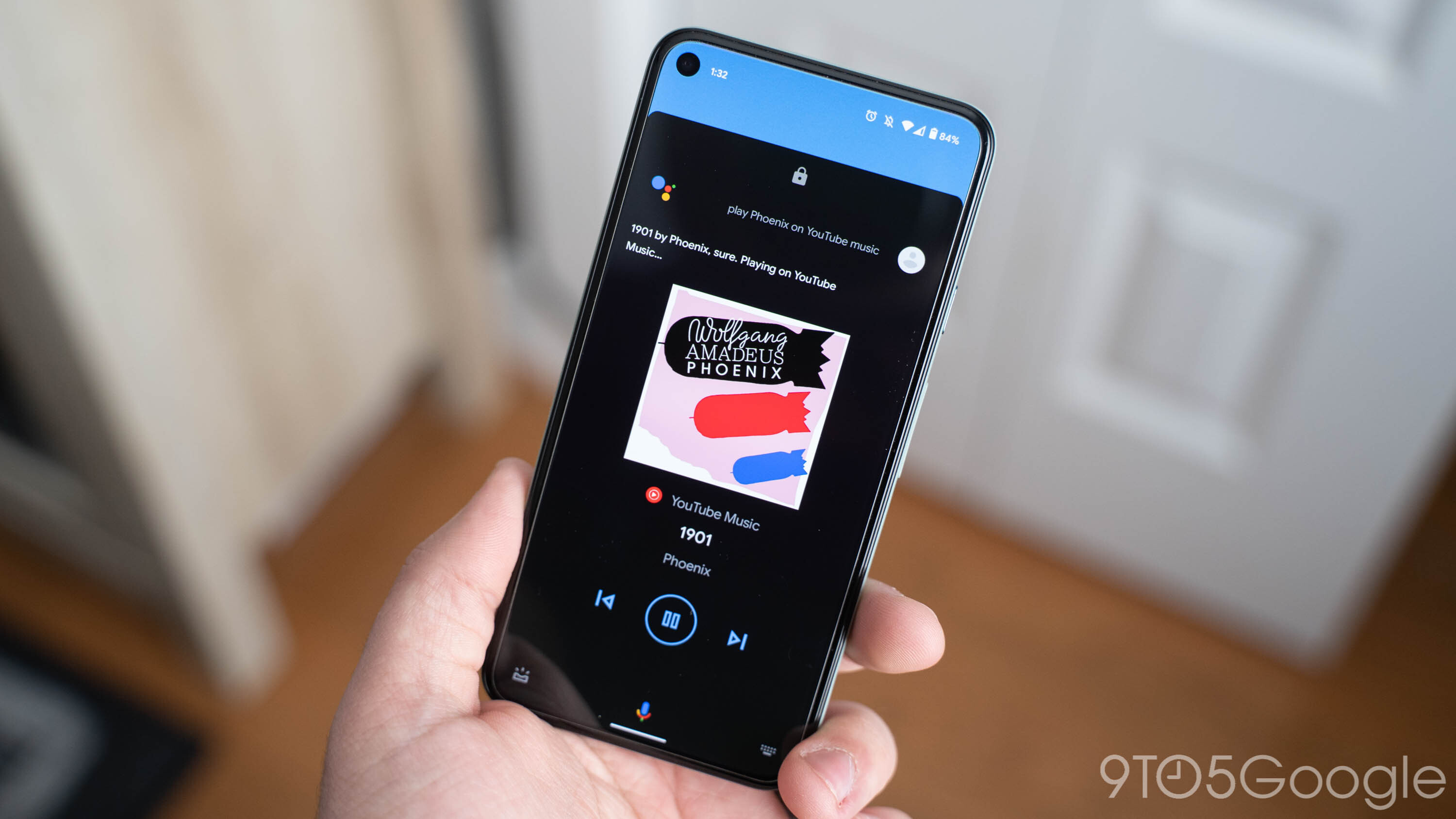 Google Assistant lockscreen commands add new cards - 9to5Google