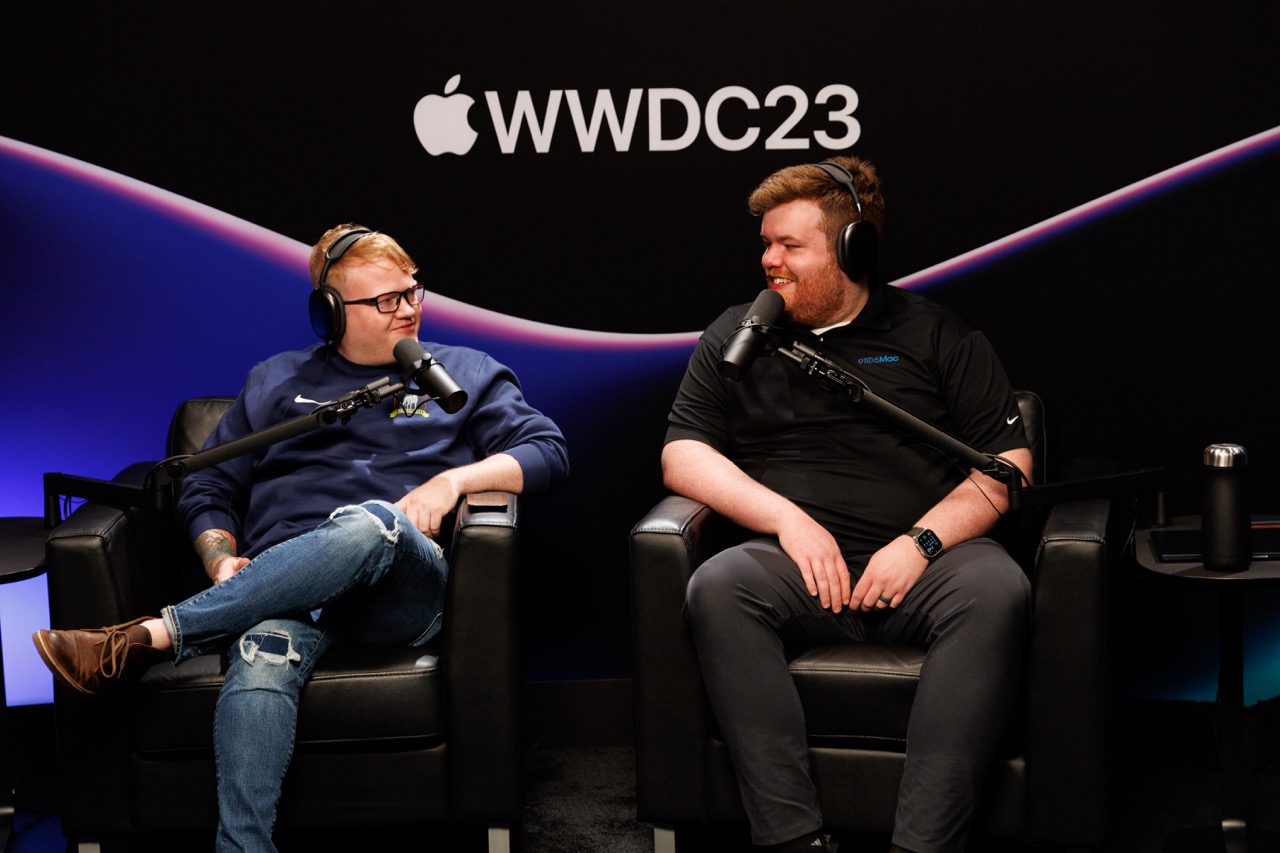 Chinese iPhone smuggler caught with 94 iPhones strapped to his body ...