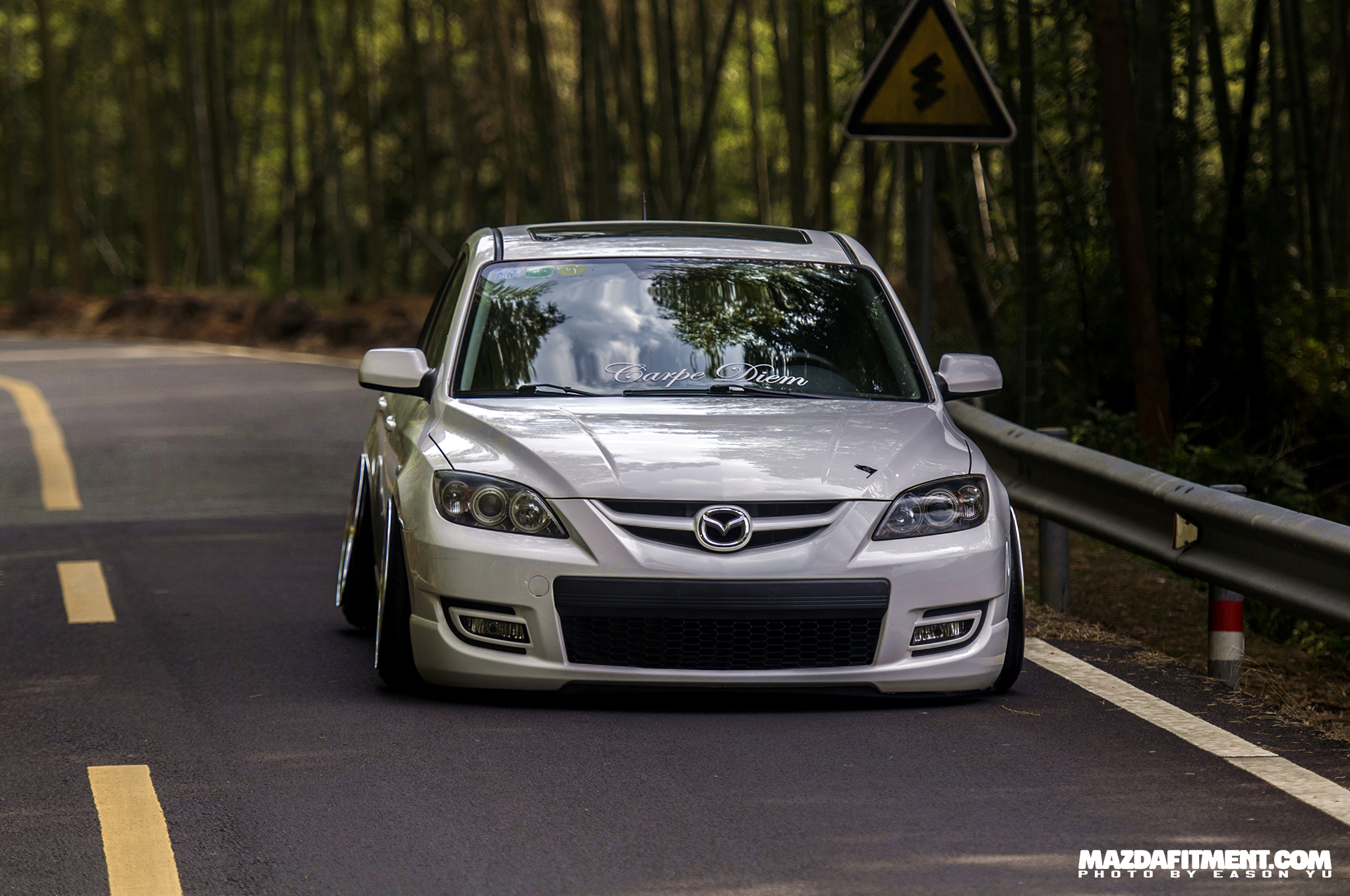 Eason’s MZ3 – Mazda Fitment