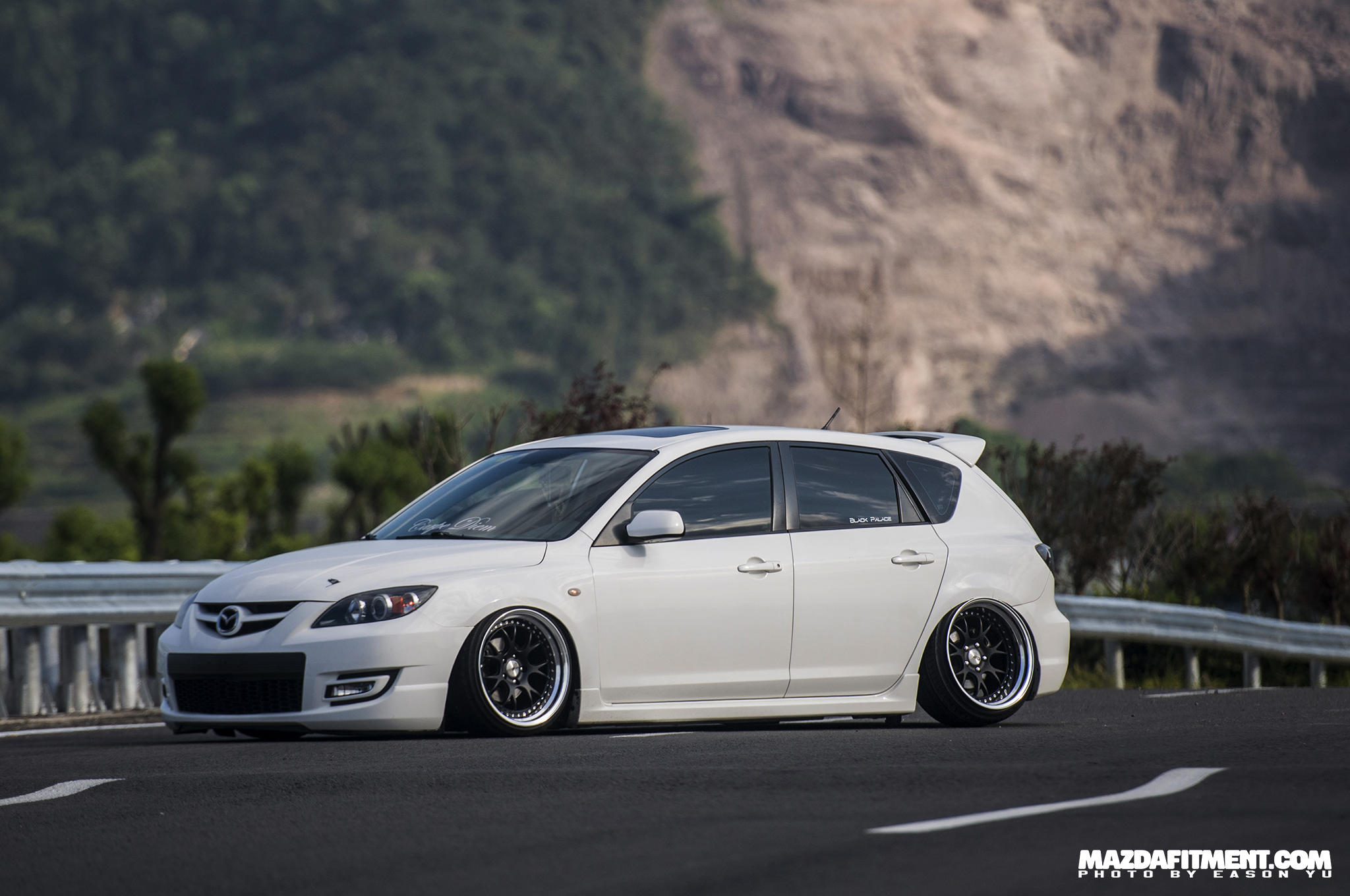 Eason’s MZ3 – Mazda Fitment