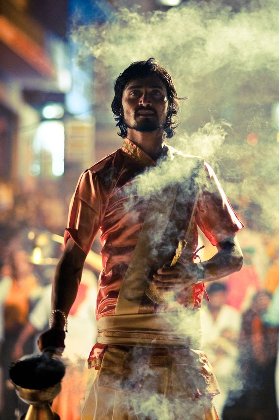 Knowing Good and Evil – Snapshots