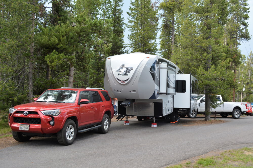 Grant Village Campground - Yellowstone National Park - review • A Crock ...