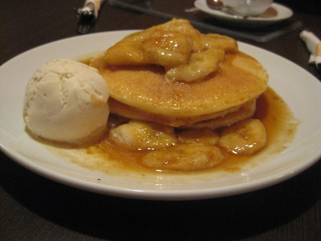 Strictly Pancakes - A Deecoded Life