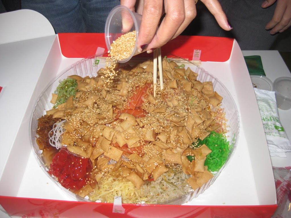 Lo Hei, Yehei! :) - A Deecoded Life