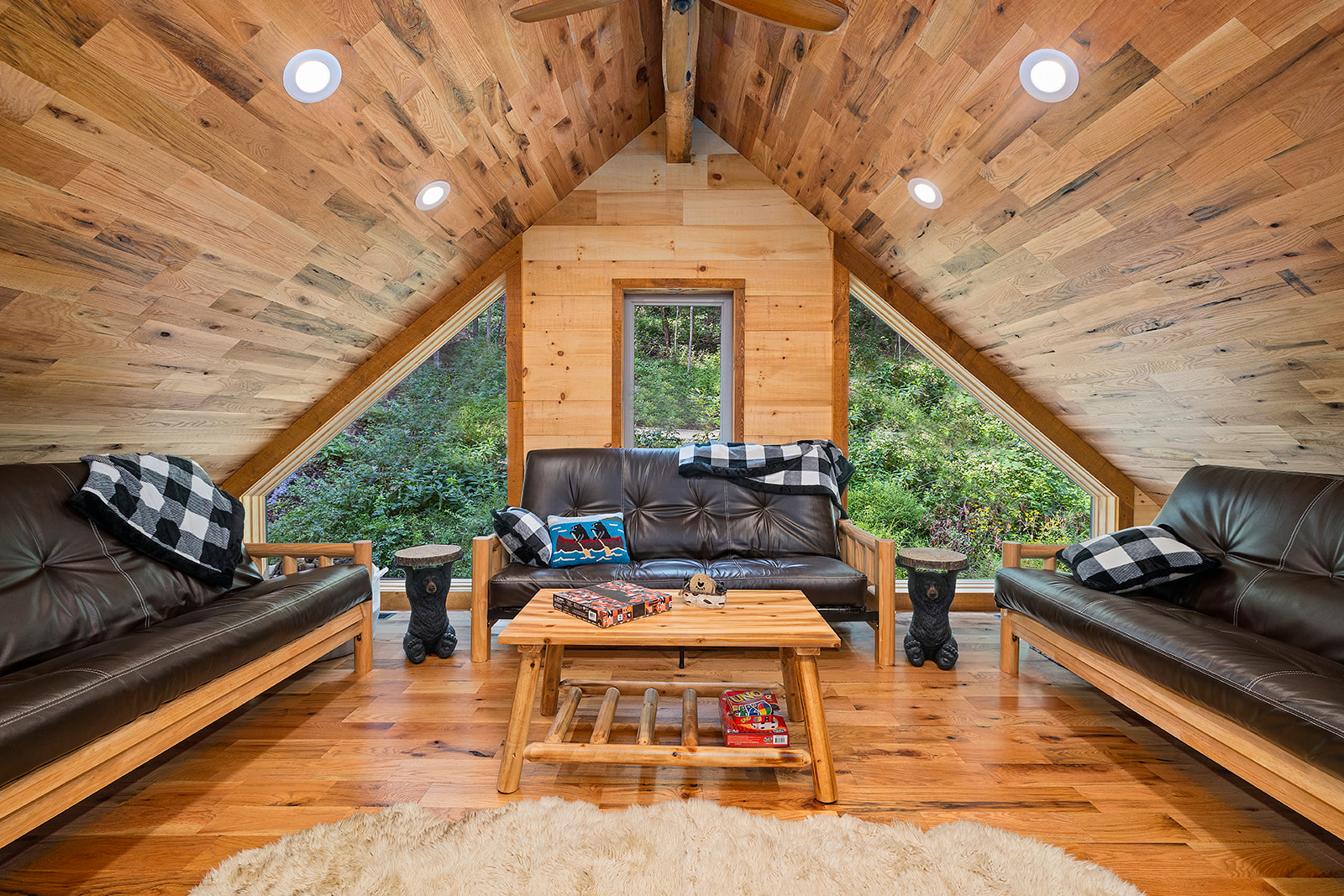 Cabins | Springfield MO Cozy Cabins - Affinity Riverside Estate