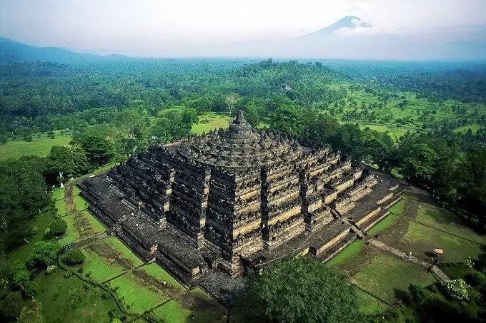 Brief facts about Borobudur – Afrinik