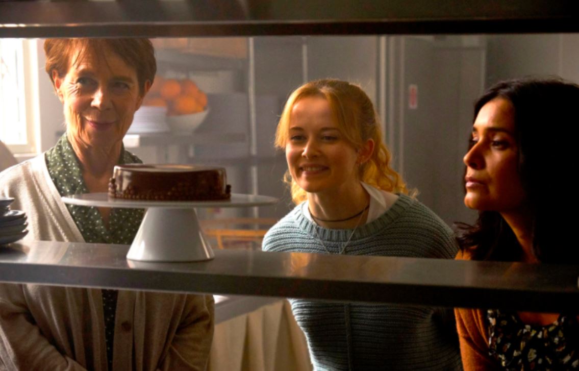 'Love Sarah' (2020) review: a sweet romantic comedy