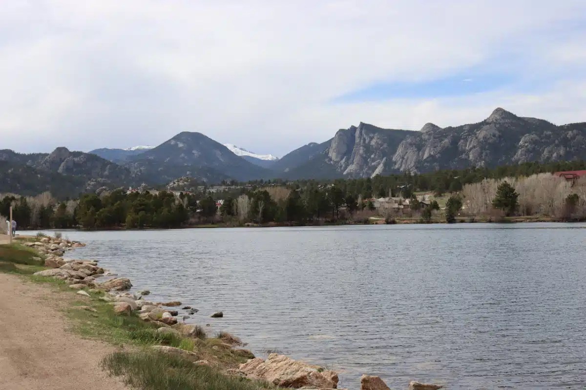 The Ultimate Guide to Lake Estes, Colorado | Alex on the Map