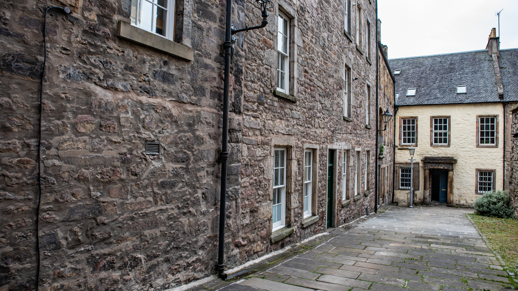 Edinburgh Outlander Locations: Self-Guided Walking Tour - Almost Ginger