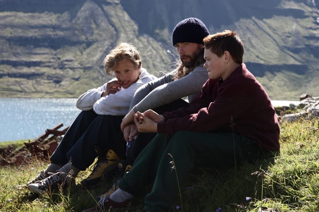 30+ Best Icelandic Movies and TV Shows to Inspire Your Travels