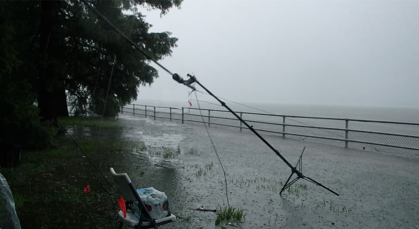 Mast Guying Adapter kit stabilizes deployments by Alpha Antenna