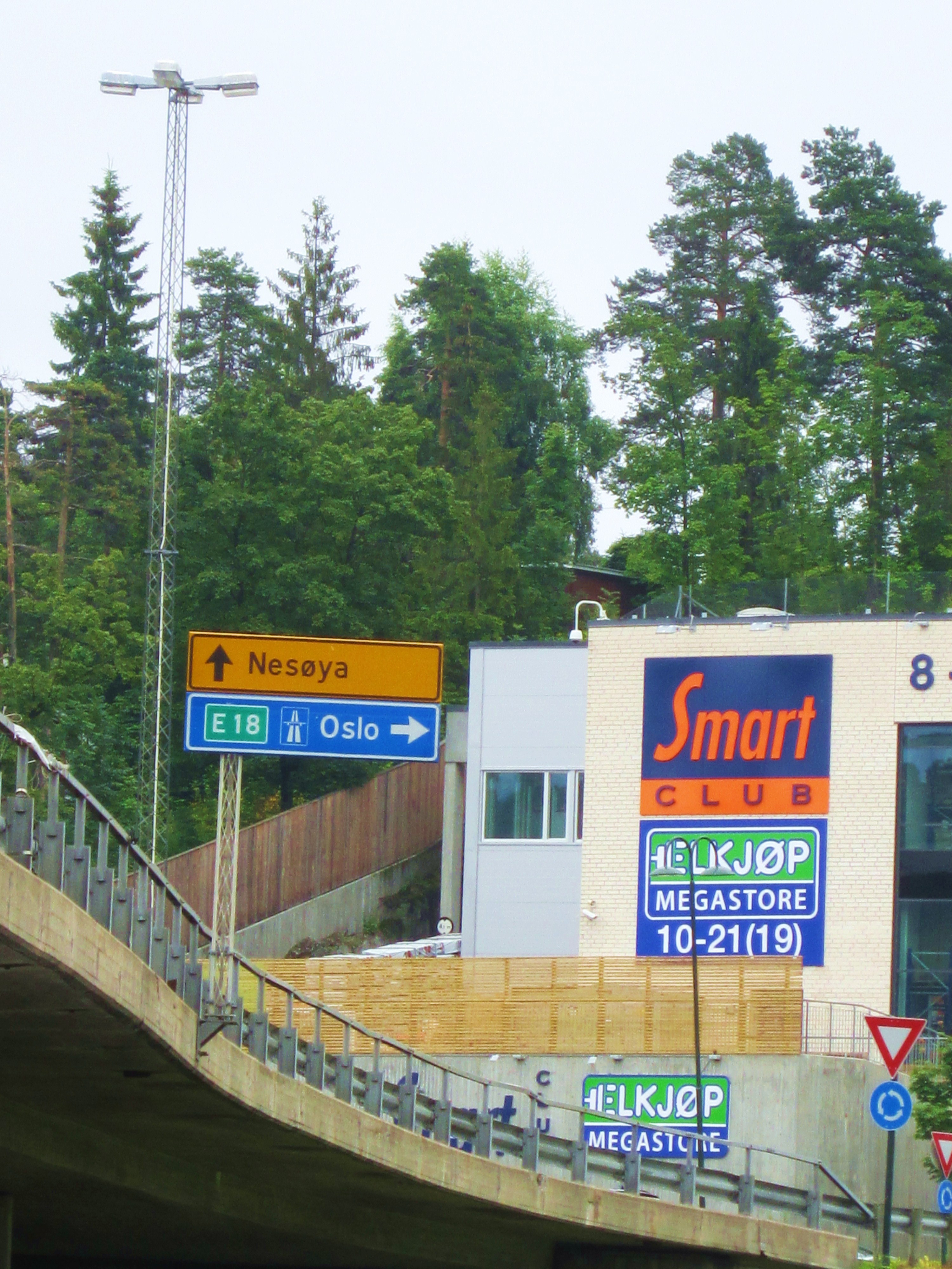 Nesøya – Here-There-Everywhere – This-That-Everything