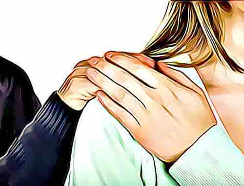 What Does It Mean When A Guy Puts His Hand On Your Shoulder In A ...