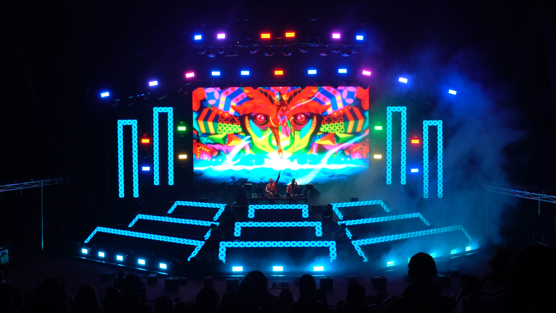 Ganja White Night | Wobble Rocks - Antic Studios