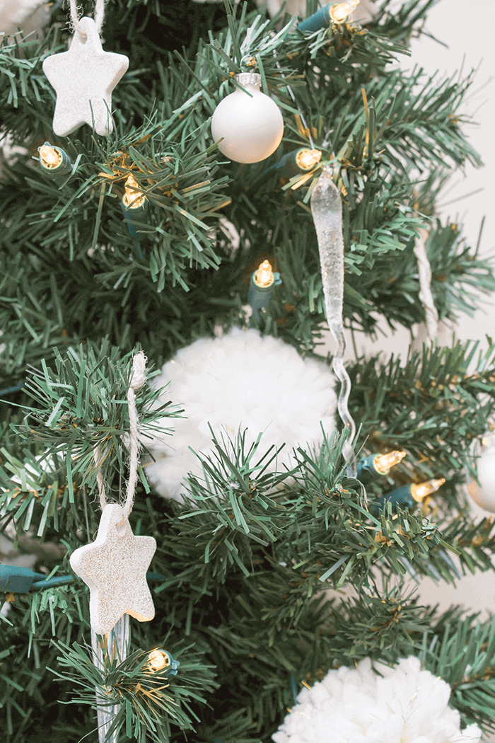 Simple Holiday Vignettes - A Pretty Fix