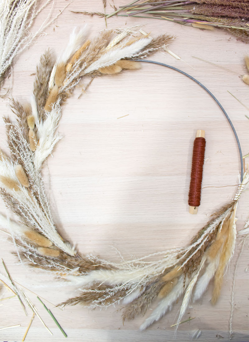 DIY Mixed Pampas Grass Wreath - A Pretty Fix