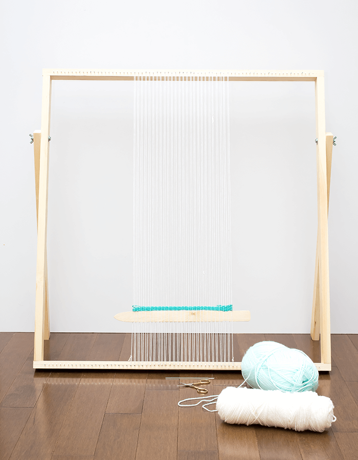 How To Make a Standing Loom With Adjustable Legs - A Pretty Fix