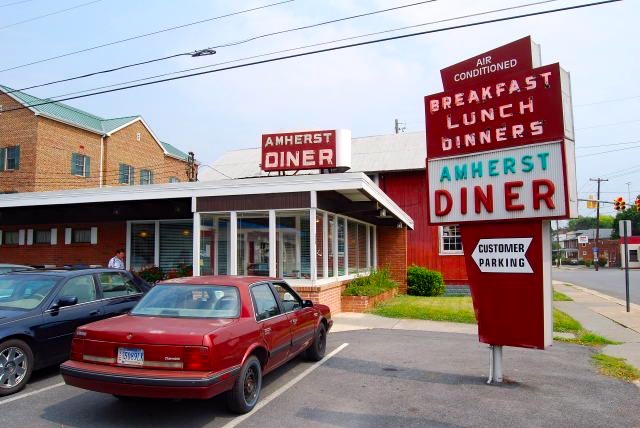 Return to the Amherst Diner in Winchester VA | Arnold Zwicky's Blog