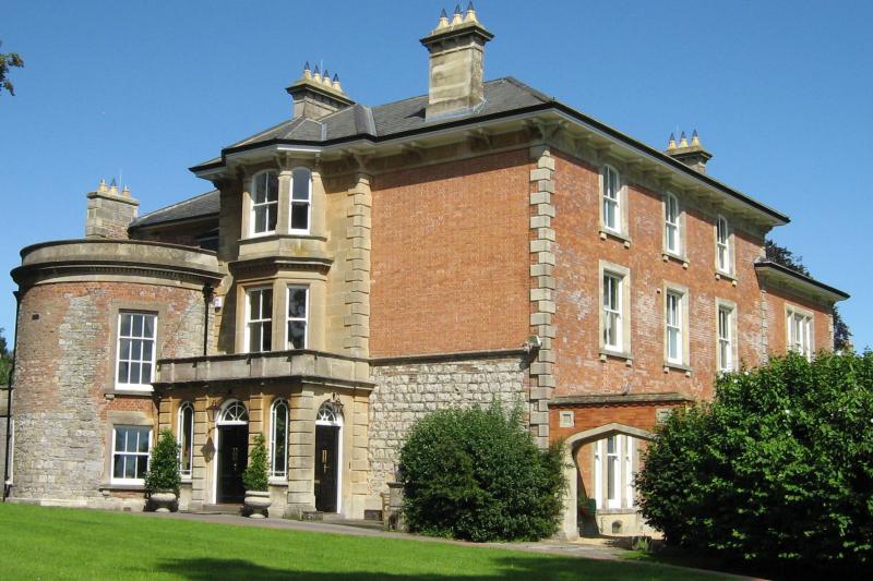 Ashcott Memorial Hall - Ashcott Village Online