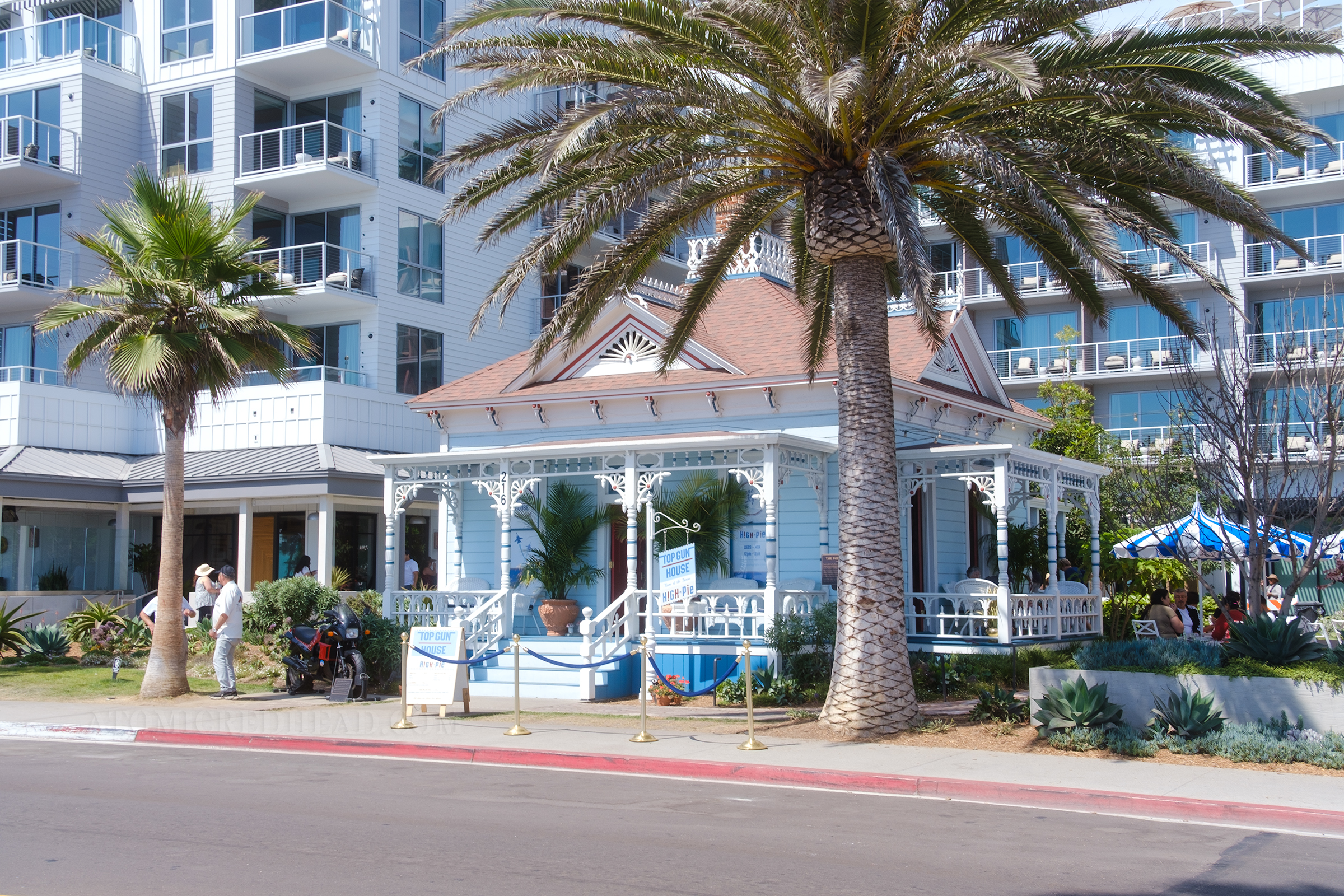 Grab Some Pie at Charlie’s Cute House from Top Gun | Atomic Redhead