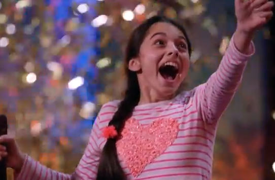 Laura Bretan Gets Standing Ovation & First Golden Buzzer on America's ...