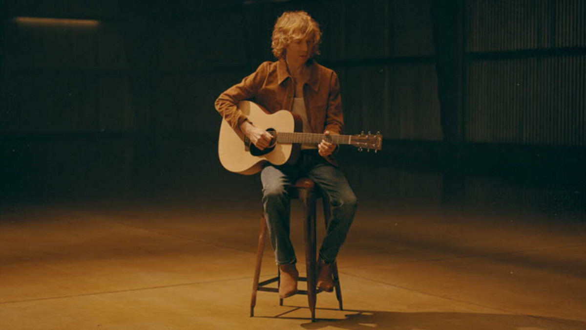 Old Man: the song Beck made for the NFL commercial - Auralcrave