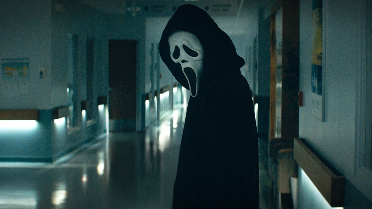 Who is the voice actor of Ghostface in the Scream movies? - Auralcrave