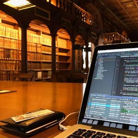 E Moad Github - Premium Light Picture Gallery - Retina