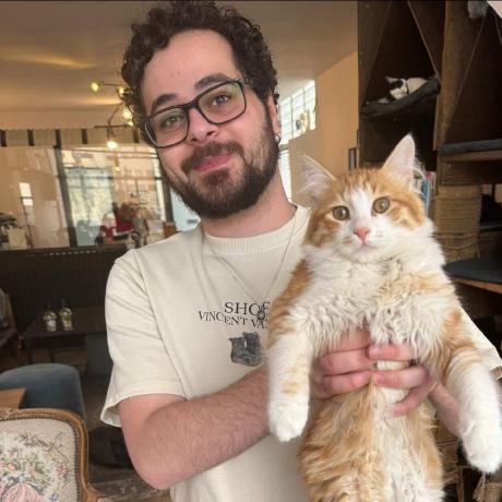 Al Rakan Github - Premium Minimal Illustration Gallery - Desktop