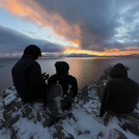 Malcolmmc23 Malcolm Mcdonald Github - Premium Light Art Gallery - Full HD