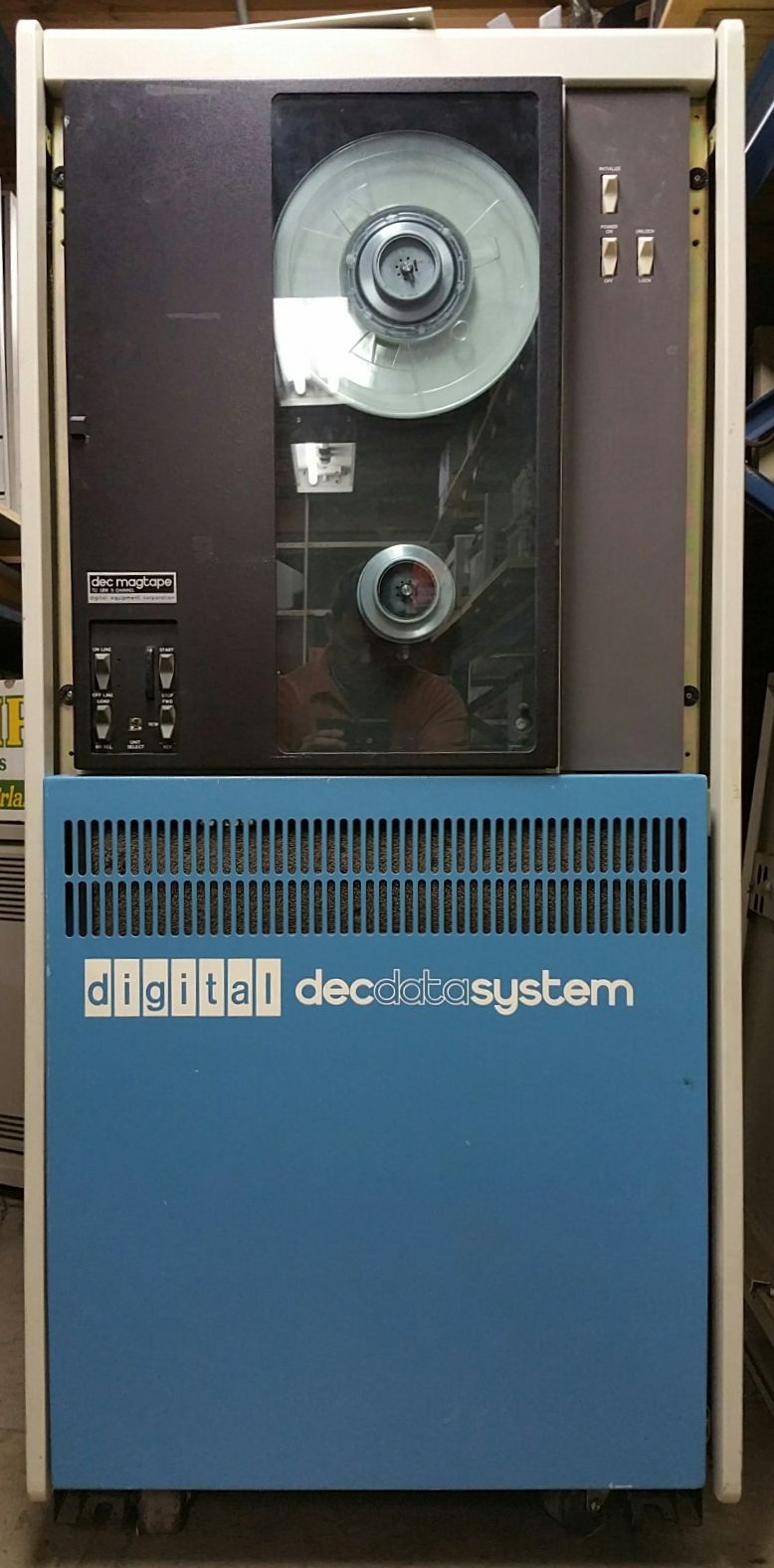 PDP-11/34 decdatasystem – vintage bits