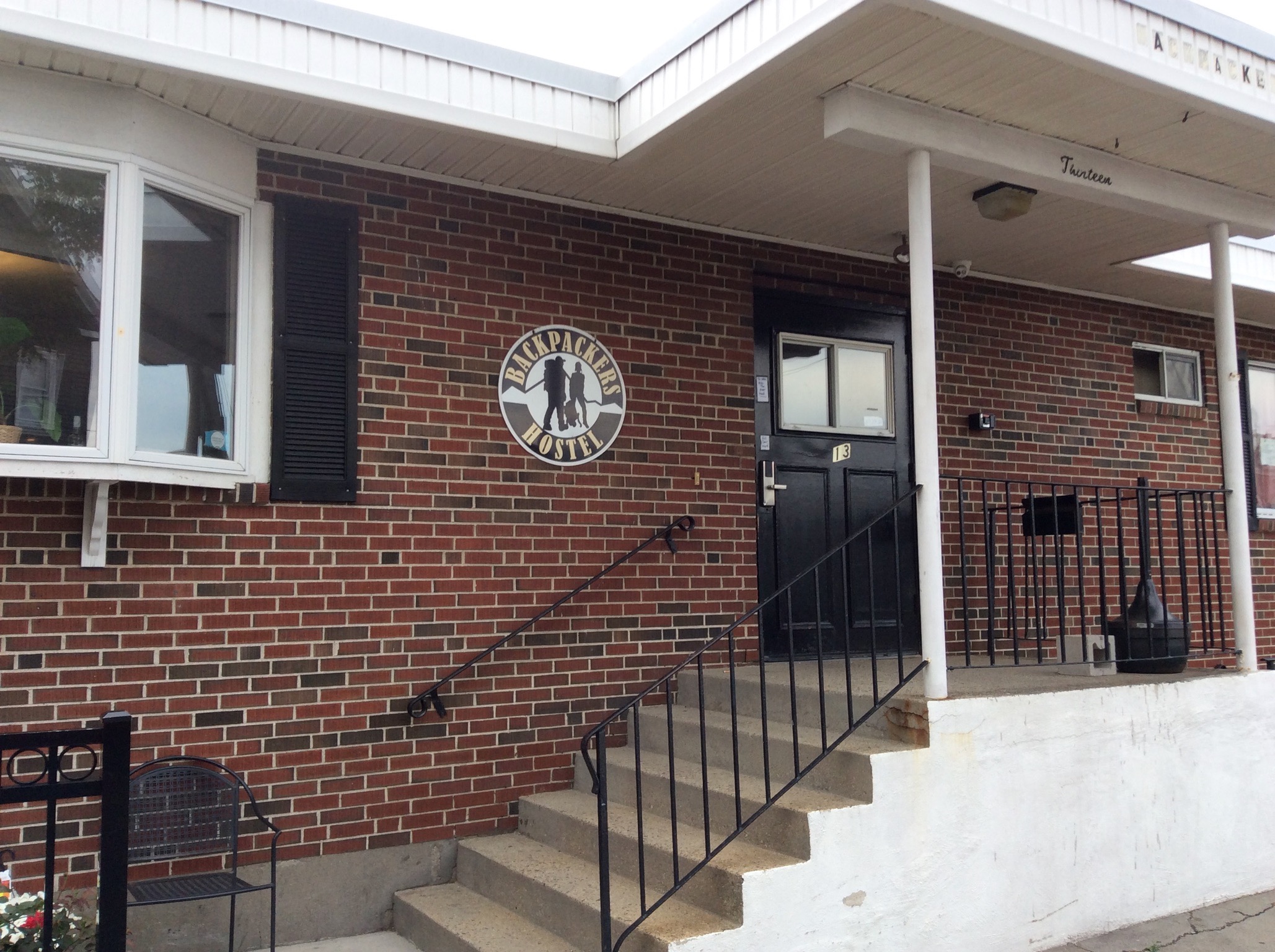 Rooms List – BACKPACKERS HOSTEL & PUB