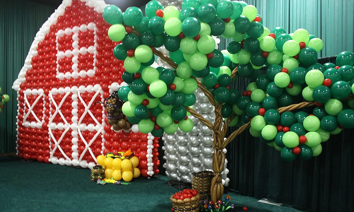Balloon farm with balloon apple tree | Balloonopolis