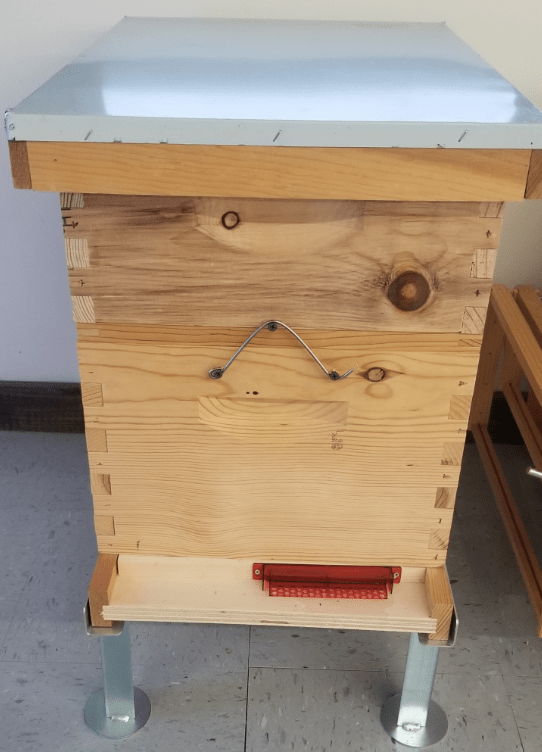 Hive Latch – Barnyard Bees