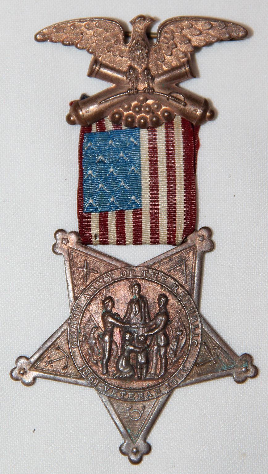 A052. NUMBERED CIVIL WAR GAR MEMBERSHIP BADGE - B & B Militaria