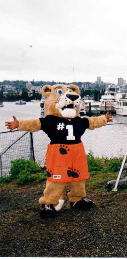 1999 Mascot | BC Lions