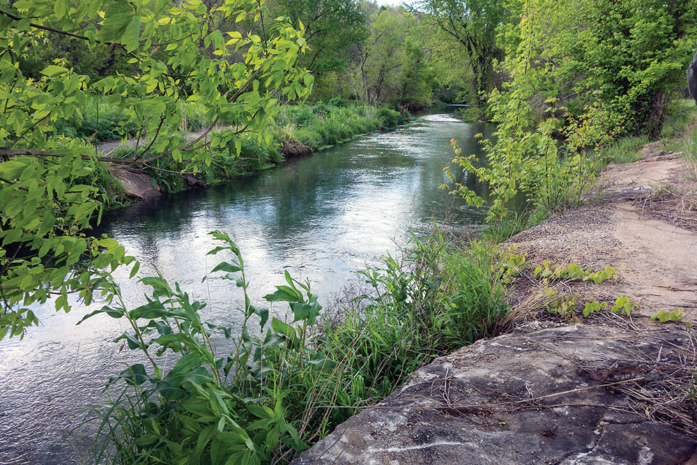 A SWALLOW HOLE, DRY CREEKS AND SINKING STREAMS – Lens & Pen Press