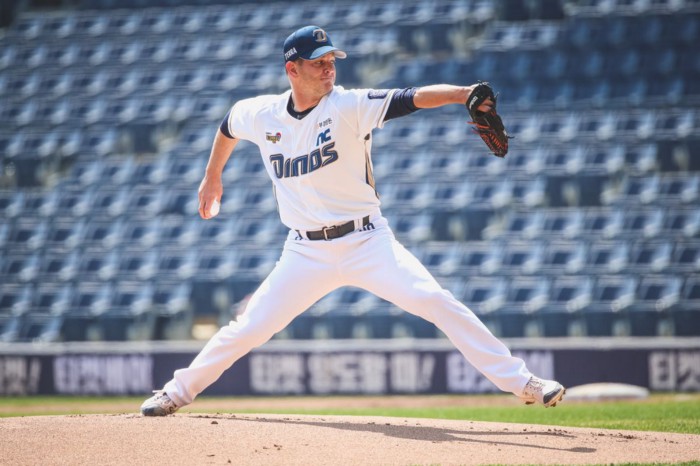 Drew Rucinski Blanks Kiwoom Heroes – Ben Howell