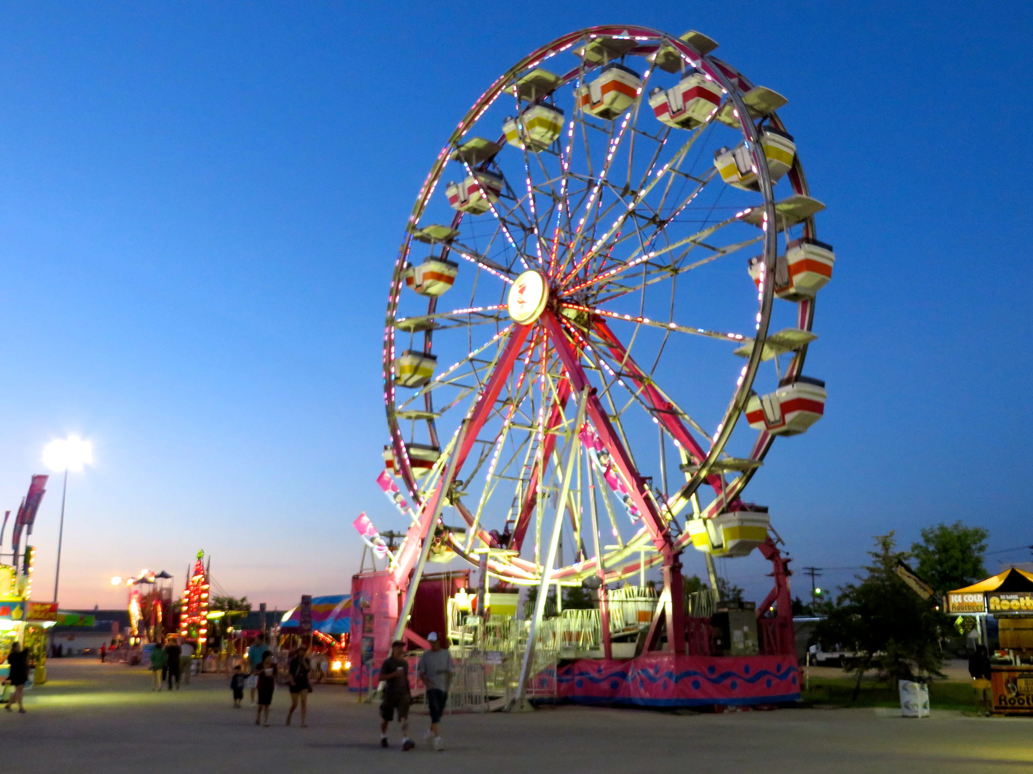 EXperiencing the Red River Ex - Between Brush Strokes