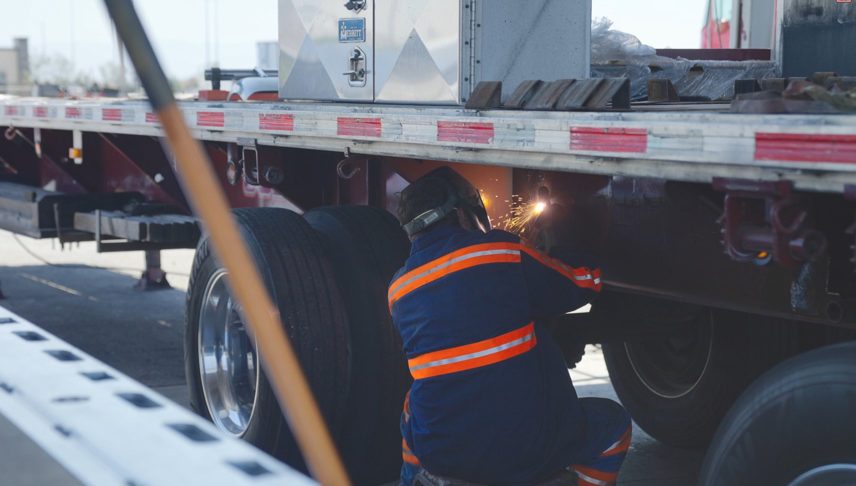 Beyond Leasing | DROP DECK TRAILER RENTALS