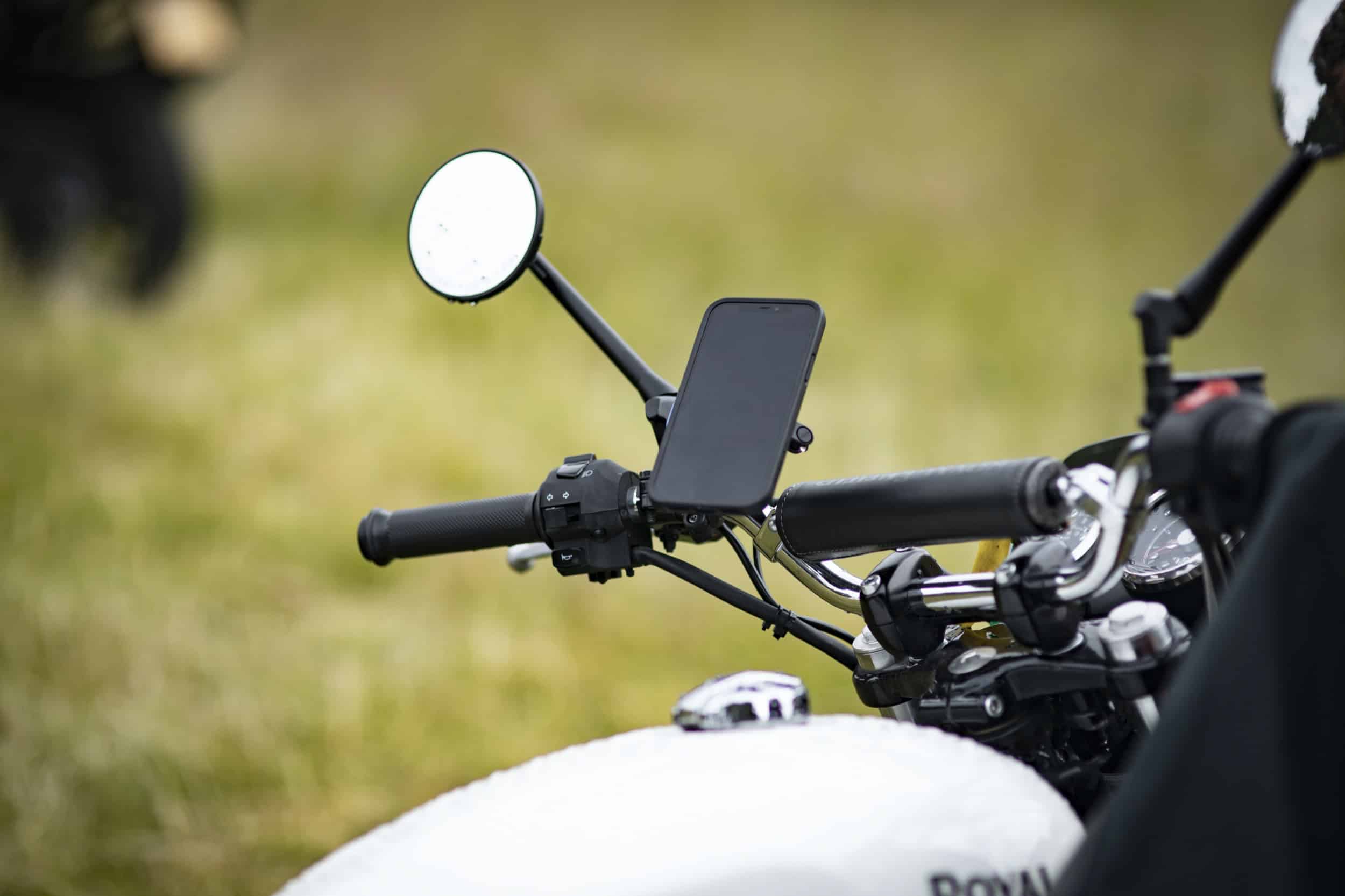 Universal Quad Lock Phone Mount - Bikerbnb.com