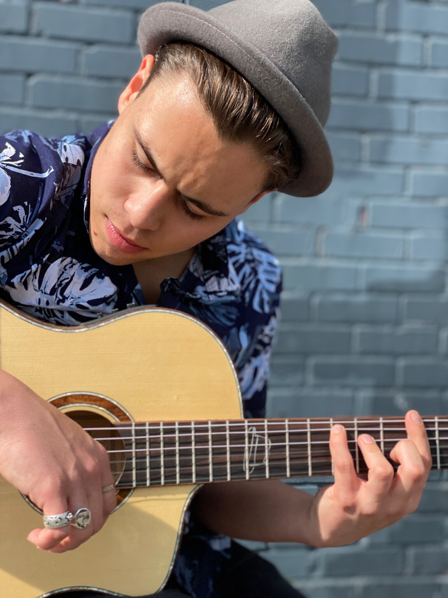 Billy Watman – Classical and Fingerstyle Guitarist