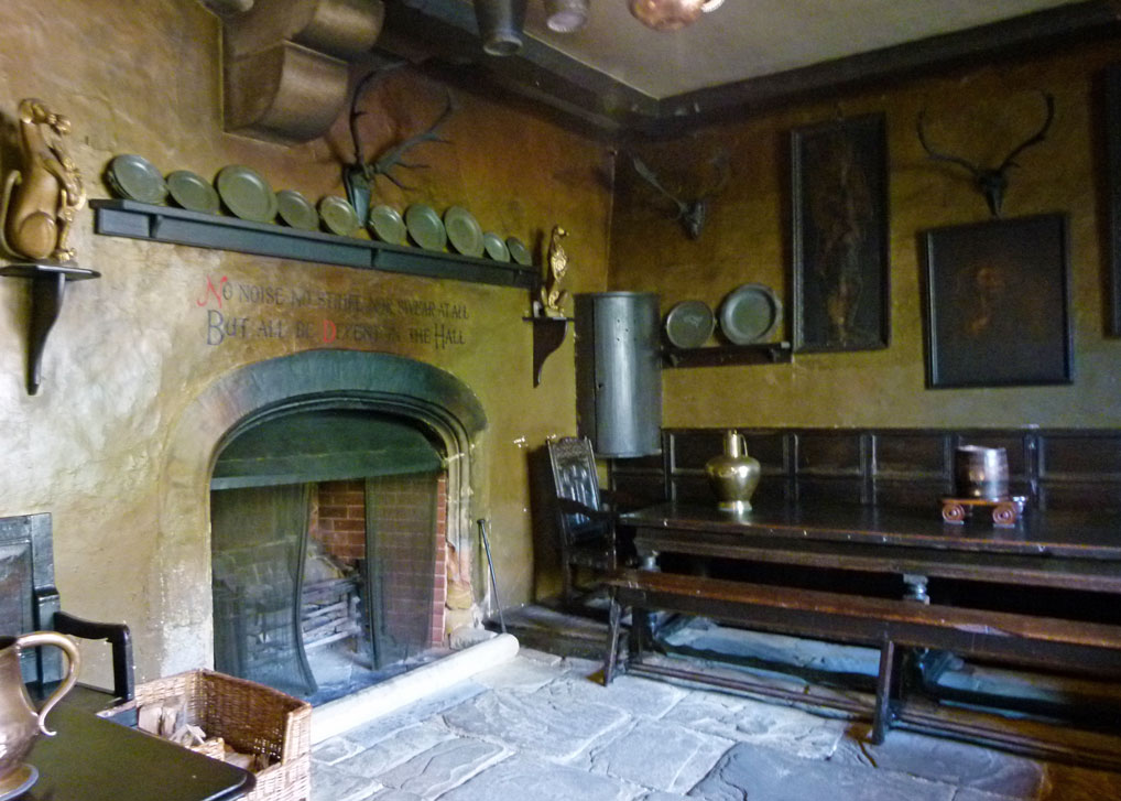 Chirk Castle - A Bit About Britain