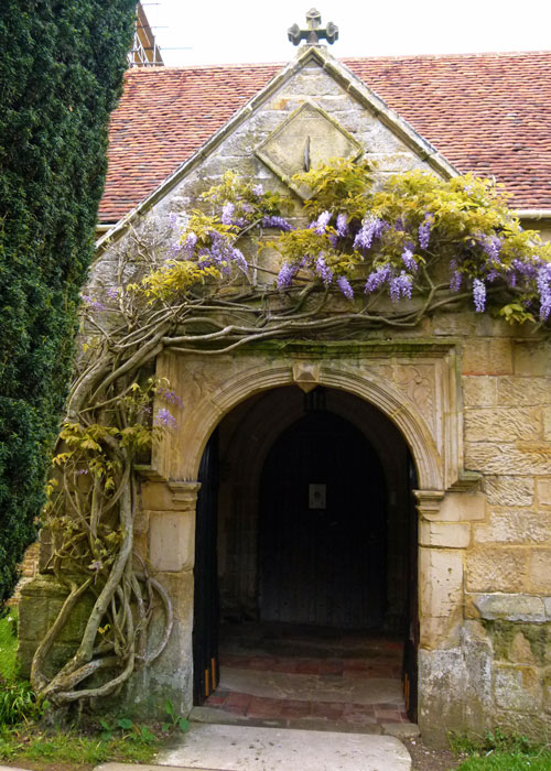 Chiddingstone's Chiding Stone - A Bit About Britain