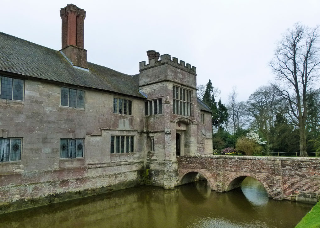 Baddesley Clinton – medieval manor, murder, mayhem and mellowness - A ...