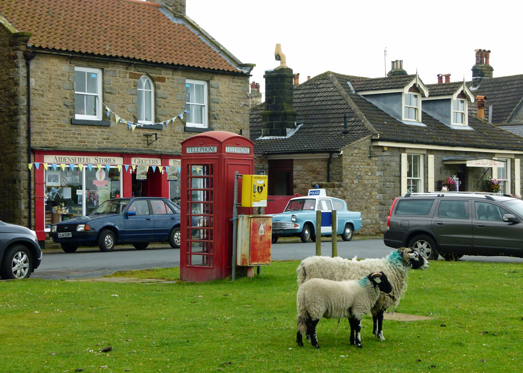 The train will arrive in a heartbeat - A Bit About Britain